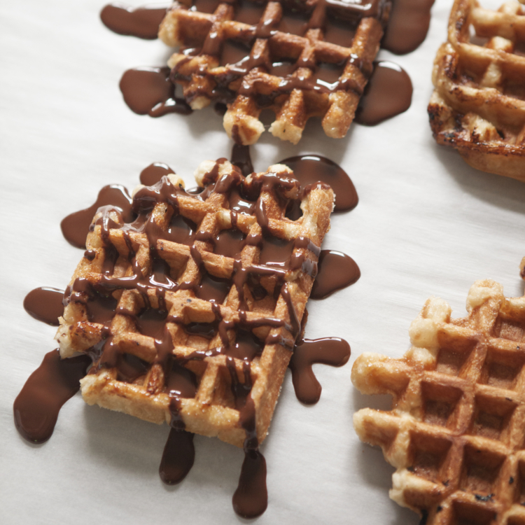 Brussels and Liège waffles from Maison Dandoy | Maison Dandoy